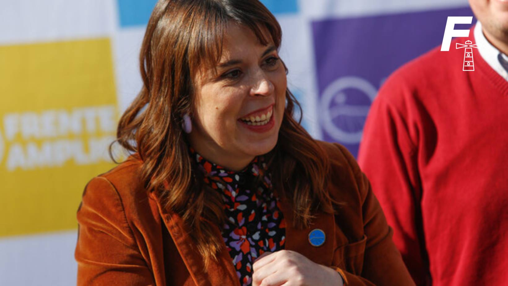 ¿Quién es Constanza Martínez?: la primera presidenta del Frente Amplio — Fast Check 🔍